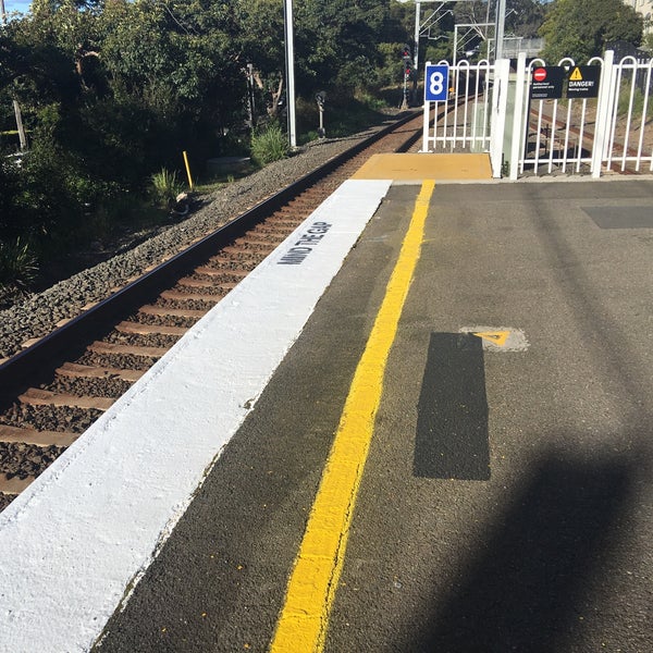 Pymble Station - Grandview St.