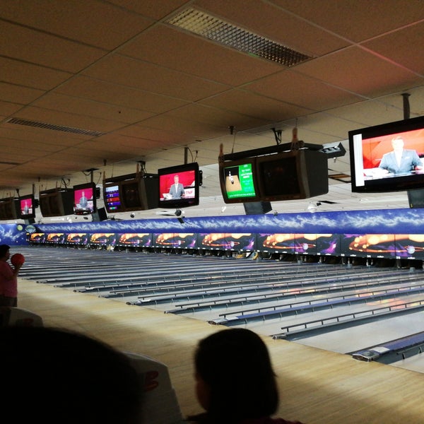 Photos at REVS Bowling & Entertainment Centre - 19 tips from 1528 visitors