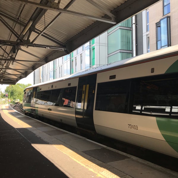 Epsom Railway Station (EPS) - Rail Station in Epsom