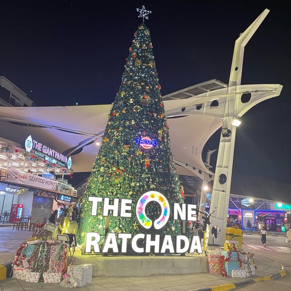 The One Ratchada Night Market (ดิวันรัชดา ไนท์มาร์เก็ต) - Night Market ...