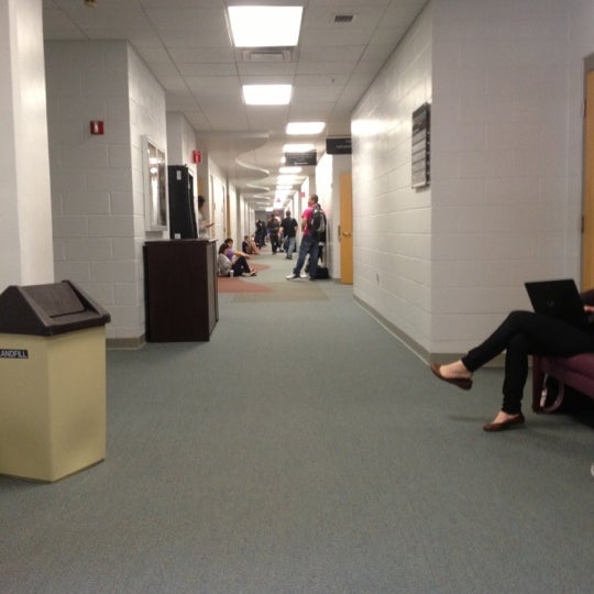 Photos at UCF Nicholson School of Communication - 15 tips from 1415 ...