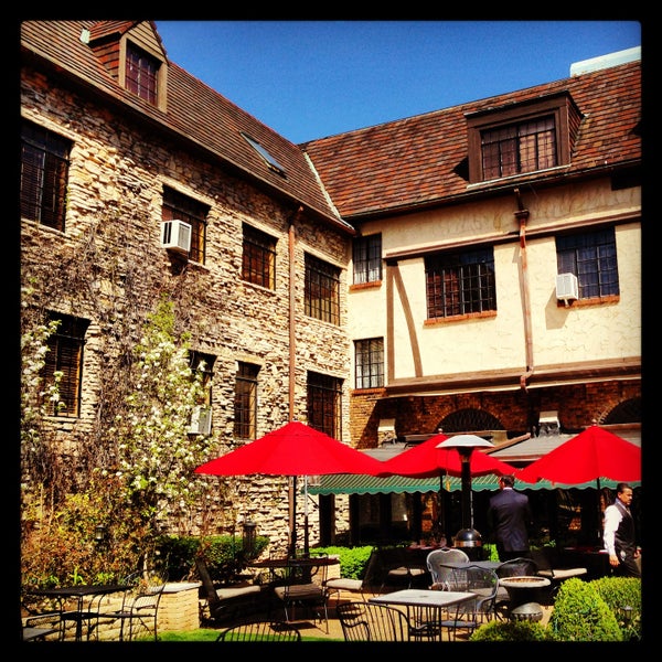 Deer Path Inn - 9 tips from 728 visitors