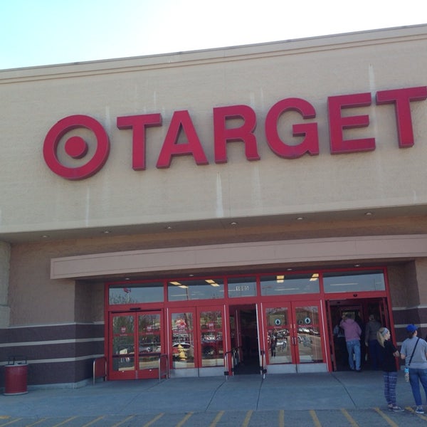 Target (Now Closed) - Big Box Store in Springfield