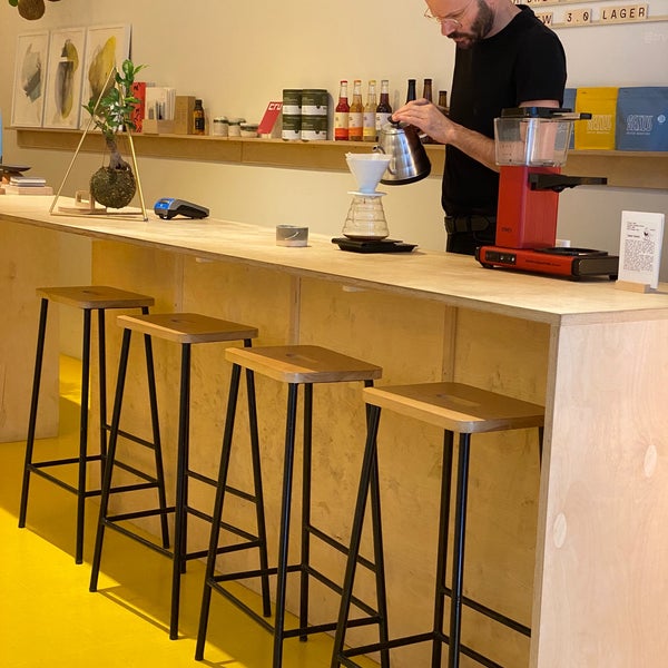 Senzu Coffee Roasters - 17 visitors