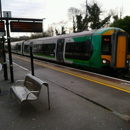 Acocks Green Railway Station (ACG) - Rail Station in Acocks Green