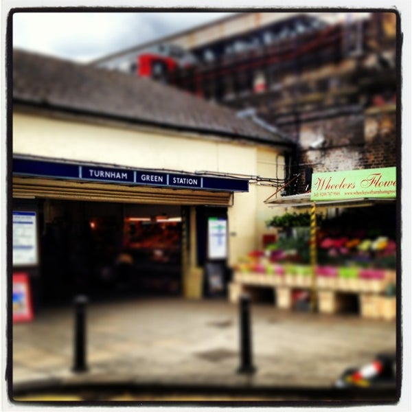 Turnham Green London Underground Station - London, Greater London