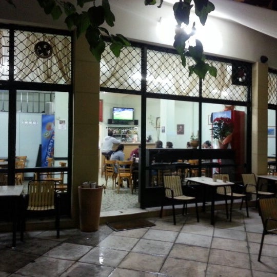 Καφενείο Μουριές - Kafenio