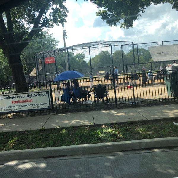 Hamlin Park - Park in Chicago