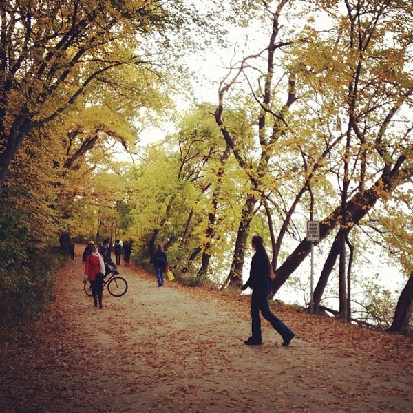 Photos at Howard M. Temin Lakeshore Path - 4 tips from 296 visitors