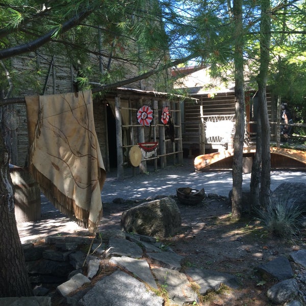 Wendake Village Traditionnel Huron - Other Great Outdoors in Wendake