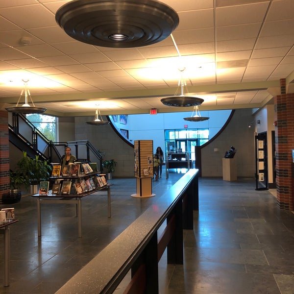 Ypsilanti District Library - 5577 Whittaker Rd