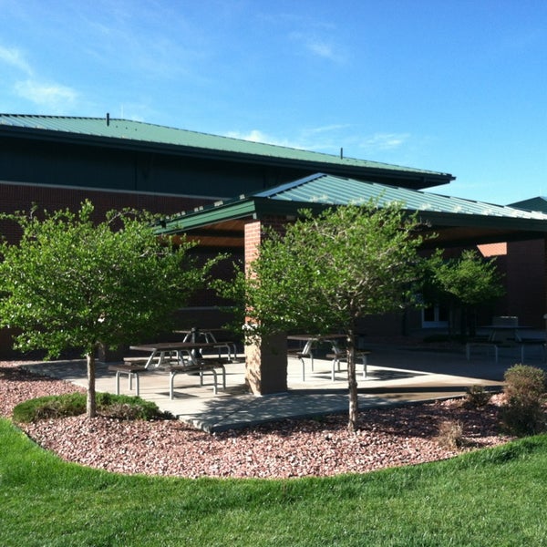 Wolf Dining Facility - 4 tips