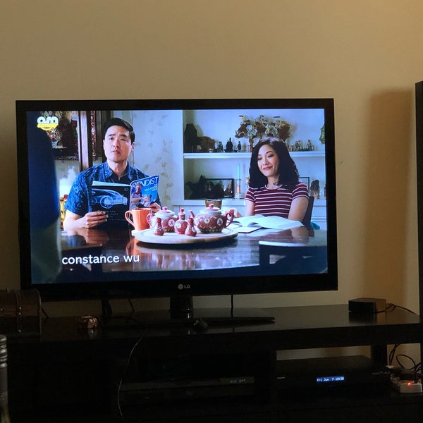 bukhamseen tower - al majaz