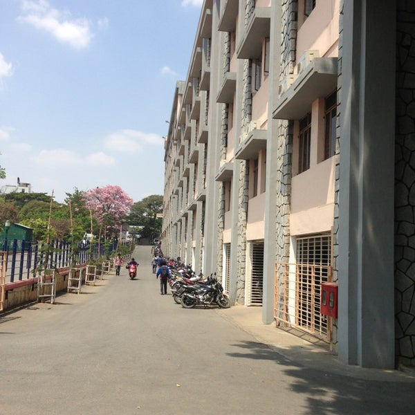 Christ University - University