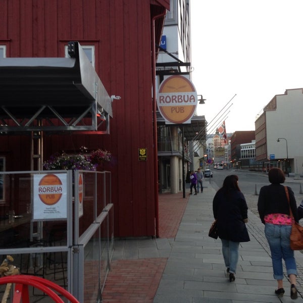 Rorbua - Pub