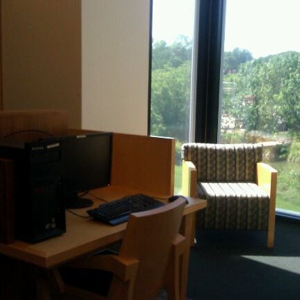 Hedberg Library - College Library