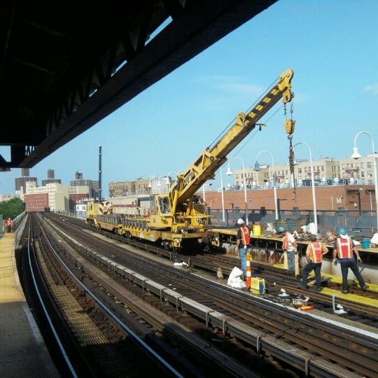 Photos at MTA Subway - 174th St (2/5) - Metro Station in Bronx