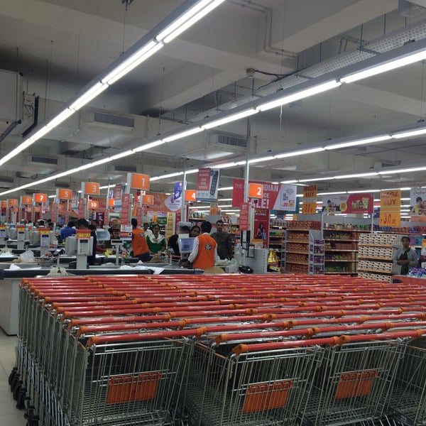 More Mega Store - Sahakaranagar