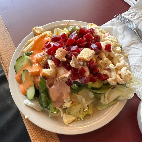 Kranberry's - 1405 Main St