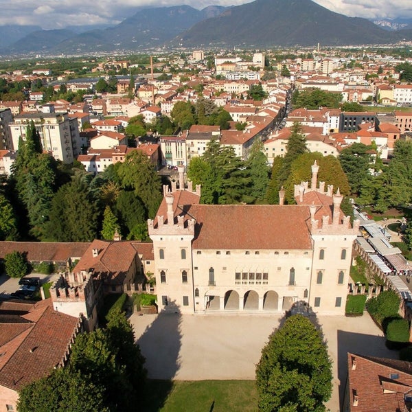 Castello di Thiene - 2 tips