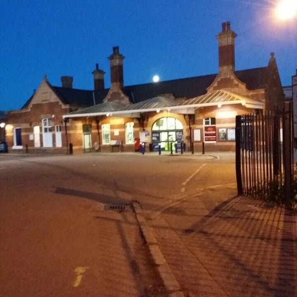 Kettering Railway Station (KET) - 12 tips
