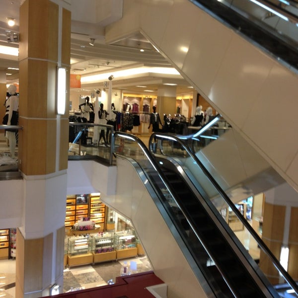 METRO Department Store - Plaza Senayan