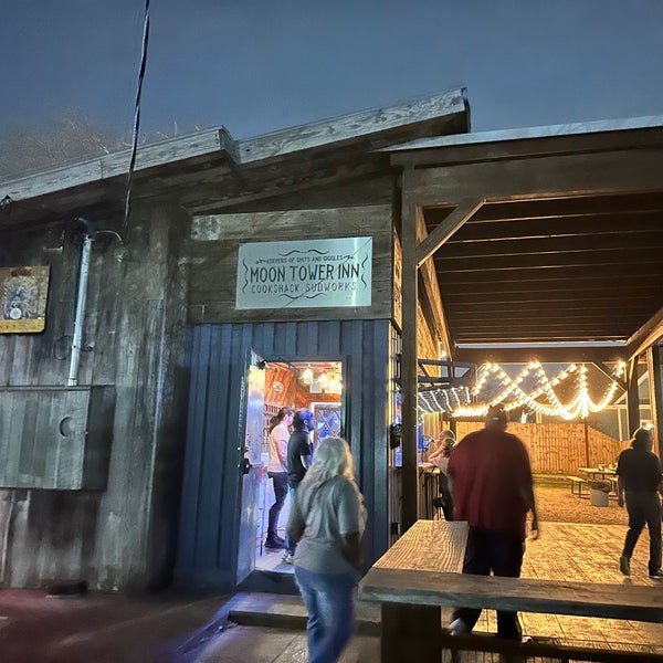 Photos at Moon Tower Inn - Houston, TX