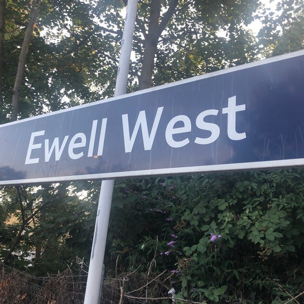 Ewell West Railway Station (EWW) - 8 tips from 442 visitors