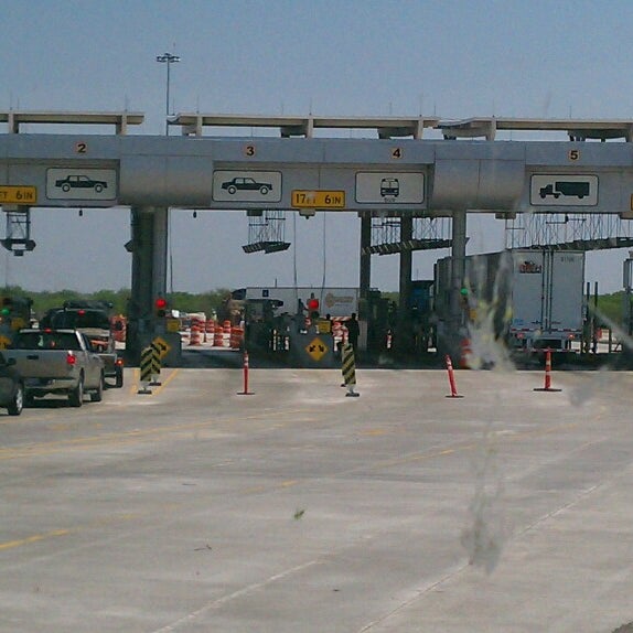 US Border Patrol Checkpoint - Encinal, TX