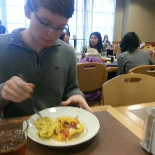 Kinsolving Dining Hall - College Cafeteria in Austin
