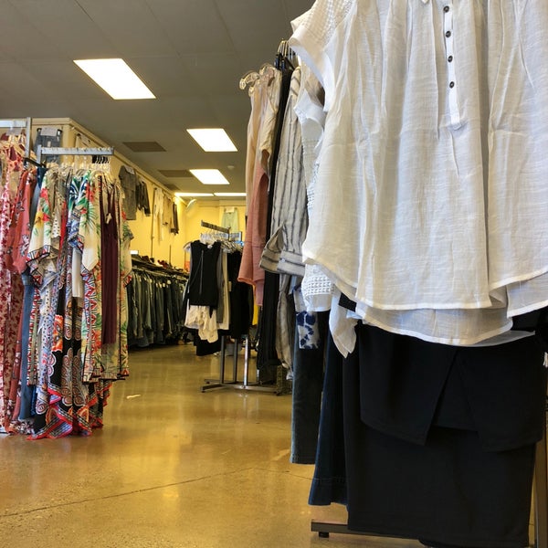 Crossroads Trading Co. - East Hollywood - 4470 W Sunset Blvd