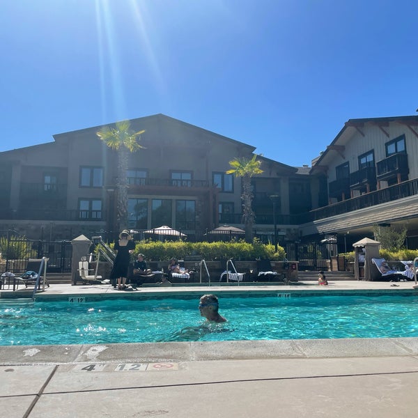 The Westin Verasa Napa Poolside - Central Napa - 2 tips