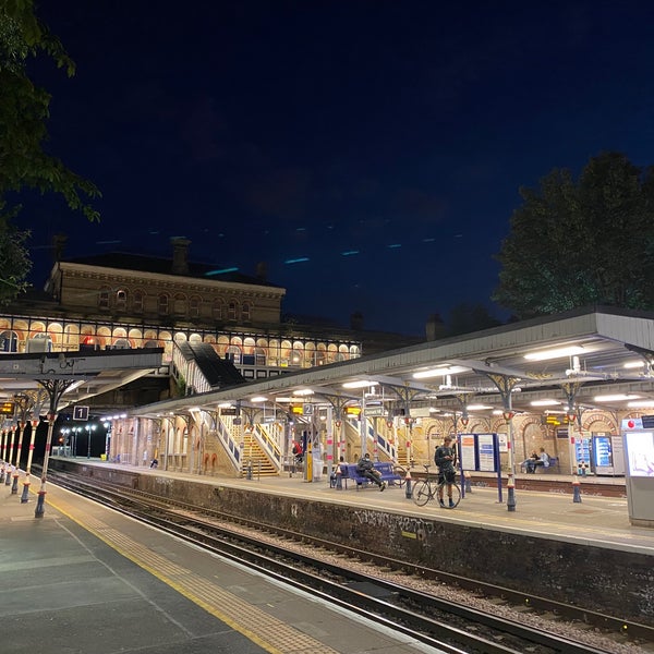 Denmark Hill Railway Station (DMK) - 12 tips from 1966 visitors