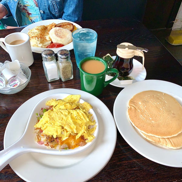 North Side Cafe - 2950 10th Ave N