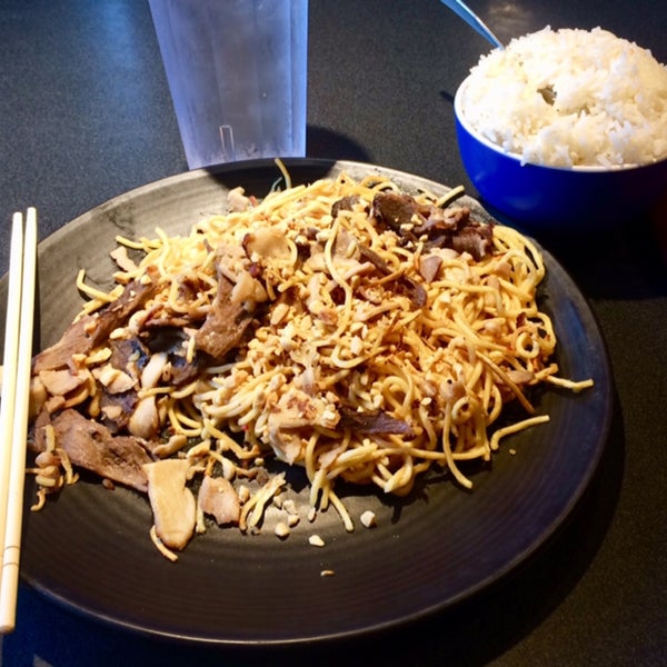 HuHot Mongolian Grill - 2712 S Columbia Rd