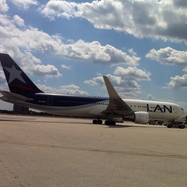 Tri-Rail Shuttle - Miami International Airport - at MIA Airport