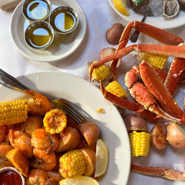 Photos at The Crab Pot - Seafood Restaurant in Seattle