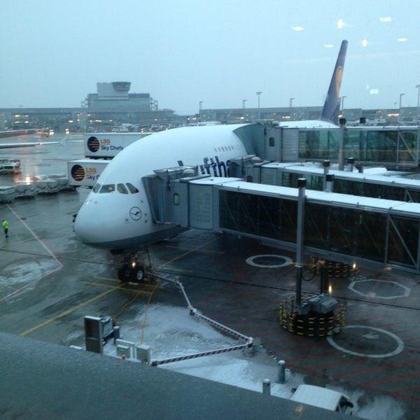 Photos at Lufthansa Flight LH 462 - Plane in Flughafen