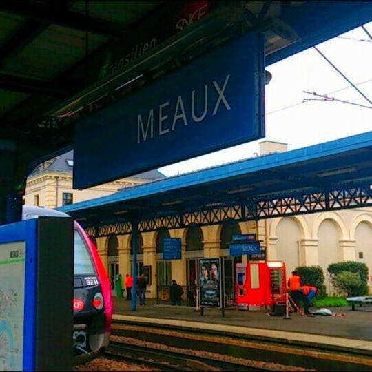 Photos at Gare SNCF de Meaux - Meaux, Île-de-France
