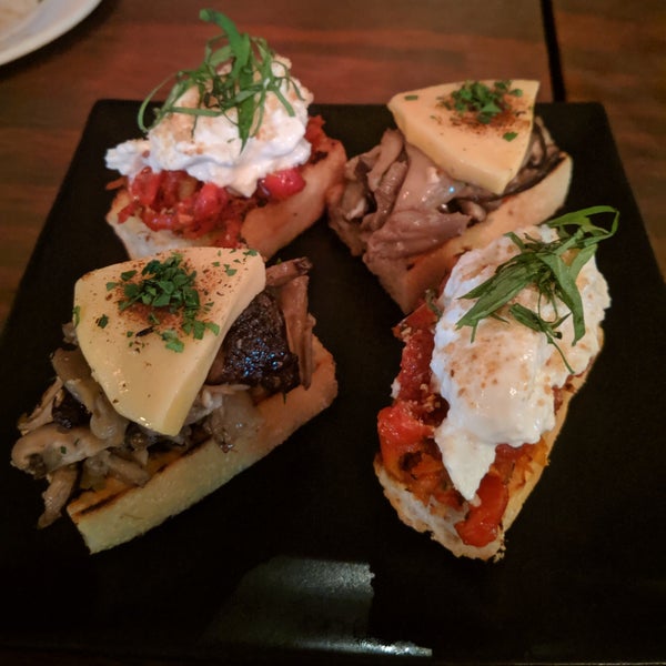 Commonwealth Restaurant - Restaurant