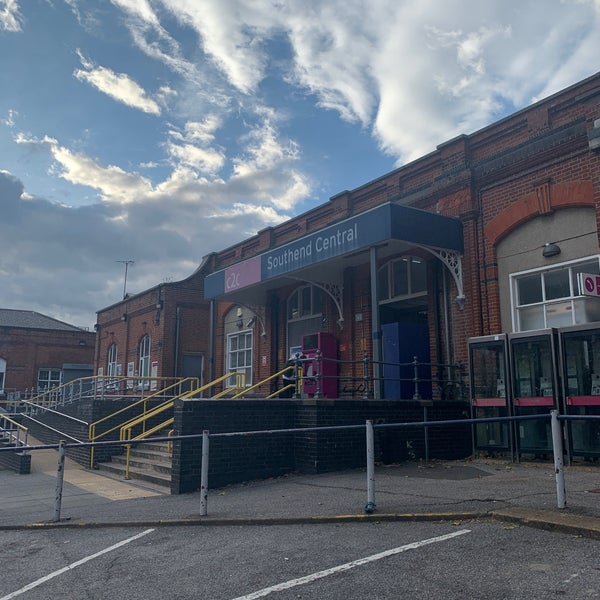 Southend Central Railway Station (SOC) - 7 tips