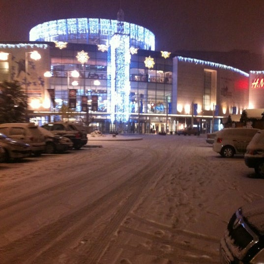 Plaza România - Shopping Mall in Militari
