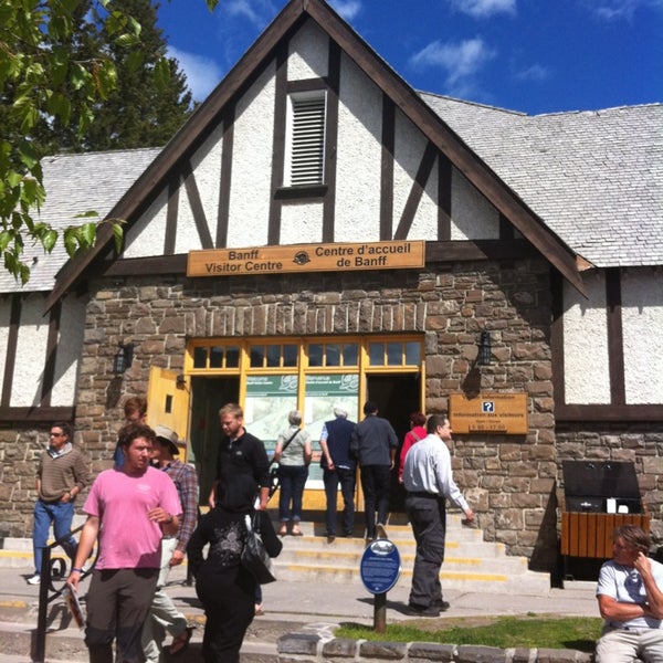 Banff Visitor Centre - 3 tips from 592 visitors