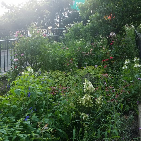 Sutton Place Park - Sutton Place - New York, NY