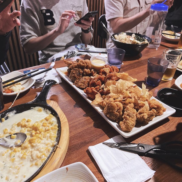 Momo Chicken & Beer - Fried Chicken Joint in Brisbane City