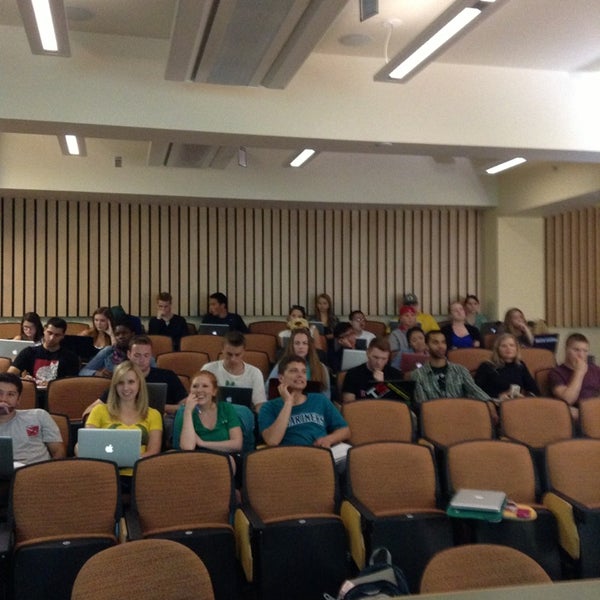 Fenton Hall - University - 3 tips from 189 visitors