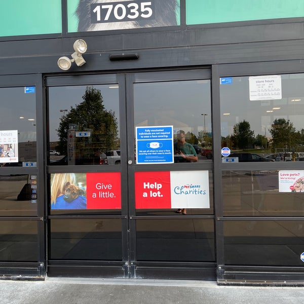 PetSmart - Pet Supplies Store
