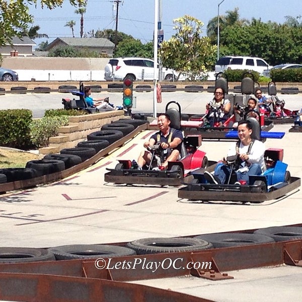 Boomers! - 16800 Magnolia St