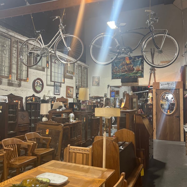 Seattle Antiques Market - Antique Store in Seattle