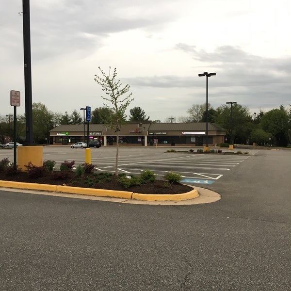 Hayfield Shopping Center - Hayfield, VA